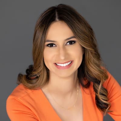 Chelsea Ambriz (NBC 6) Bio, Wiki, Age, Husband, Married, Salary, Net Worth